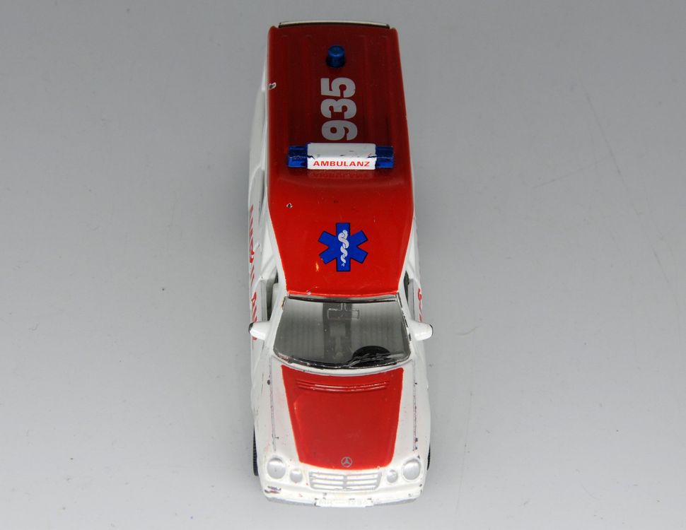 Siku 1931 - Mercedes Krankenwagen / ambulance (Gebraucht) in Ostermundigen für CHF 3 – mit ...