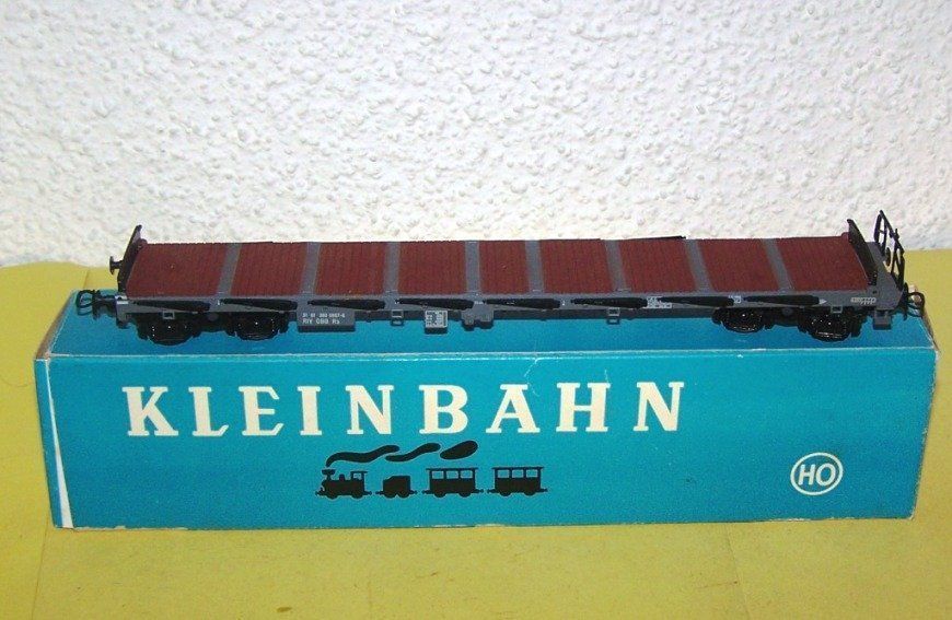 Kleinbahn H0 363: Flach-/Rungenwagen Rs, grau, ÖBB, OVP (Neu (gemäss ...