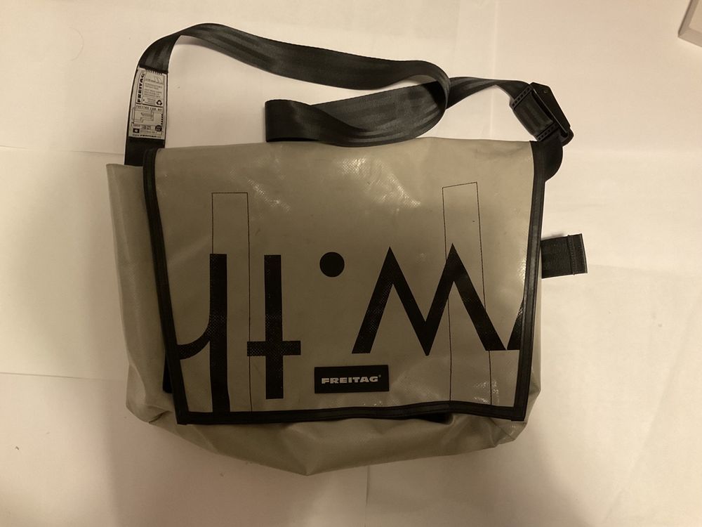Freitag Limited Edition 41/160 (Gebraucht) in Bern für CHF 100 – mit ...