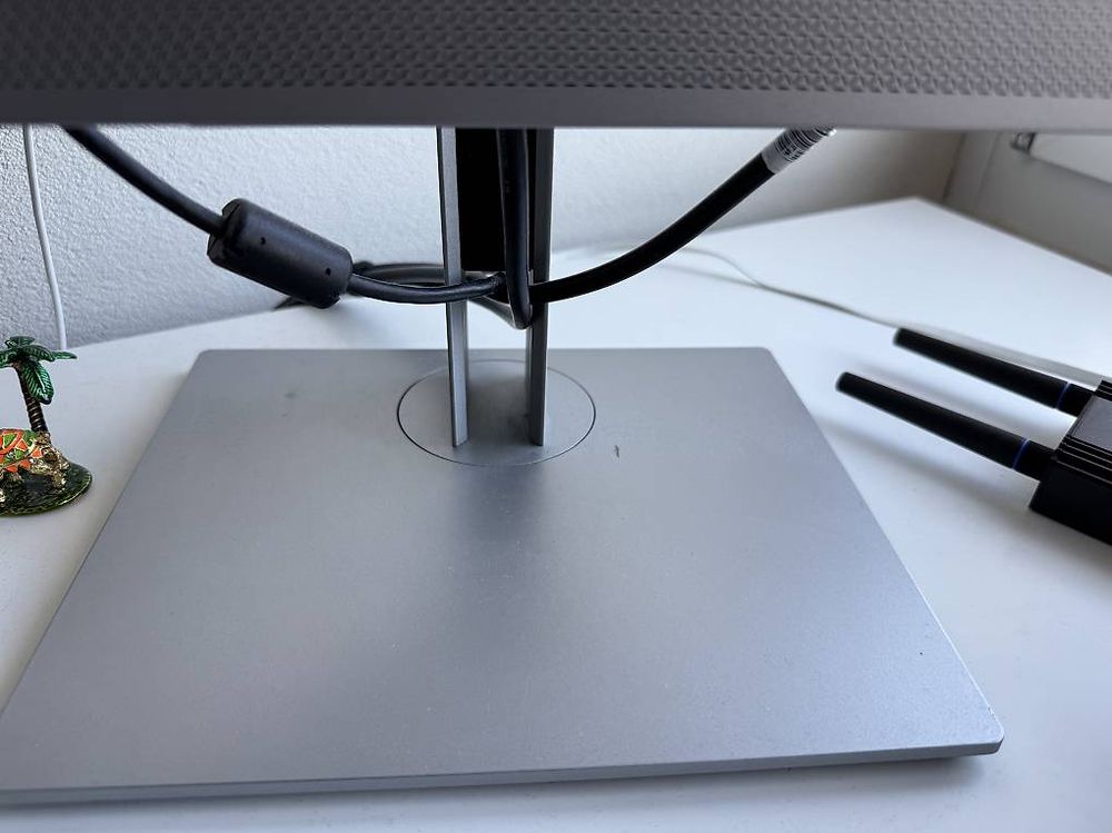 HP E243m Monitor 24 Zoll mit B&O Lautsprecher und Webcam (Gebraucht) in ...