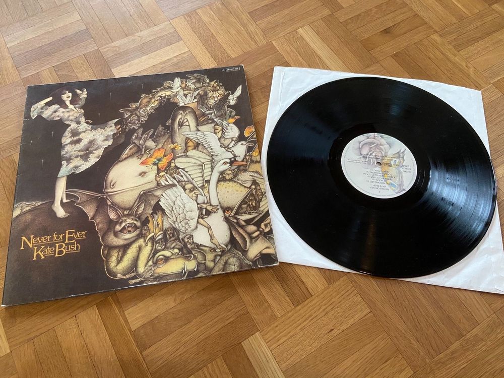 Kate Bush - Never Forever | Kaufen auf Ricardo
