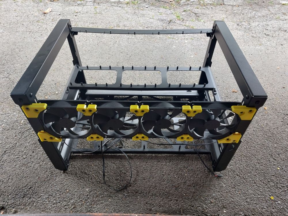 Mining Rig case mit Lüftern (Gebraucht) in Zürich für CHF 20 – mit ...