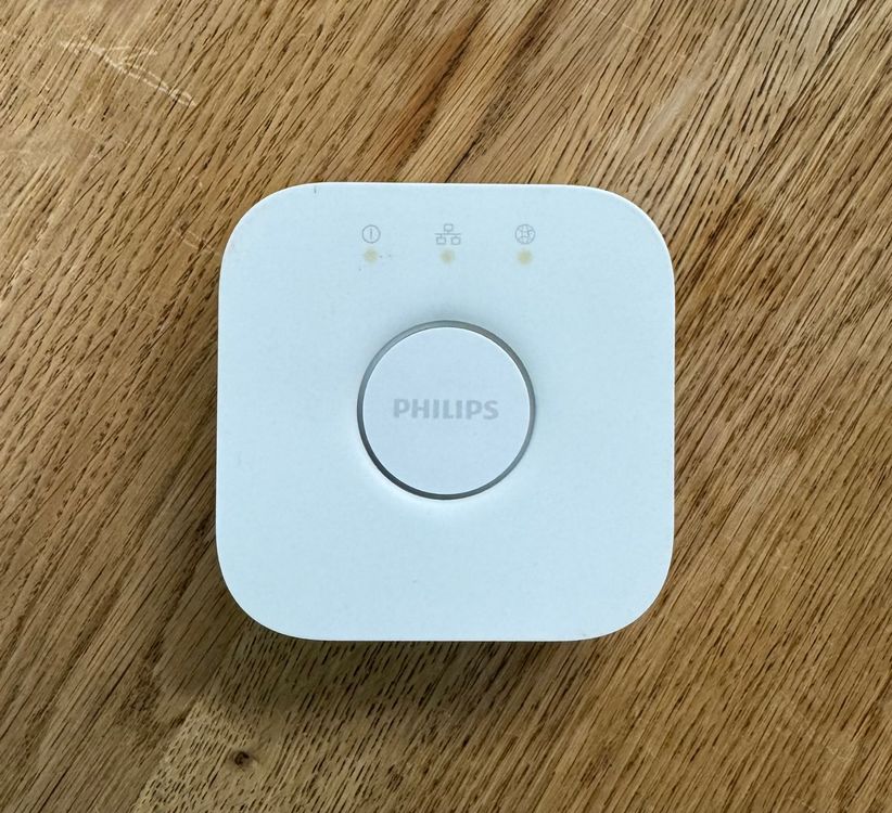 Philips Hue Bridge 2.1 (Zigbee / WLAN) (Gebraucht) in Niederwil SO für ...