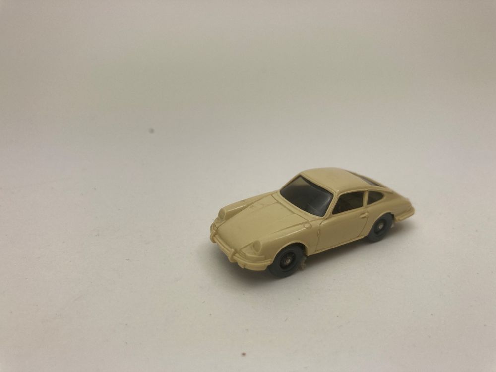Porsche 911 beige (Gebraucht) in Elm für CHF 1 – mit Lieferung auf Ricardo kaufen