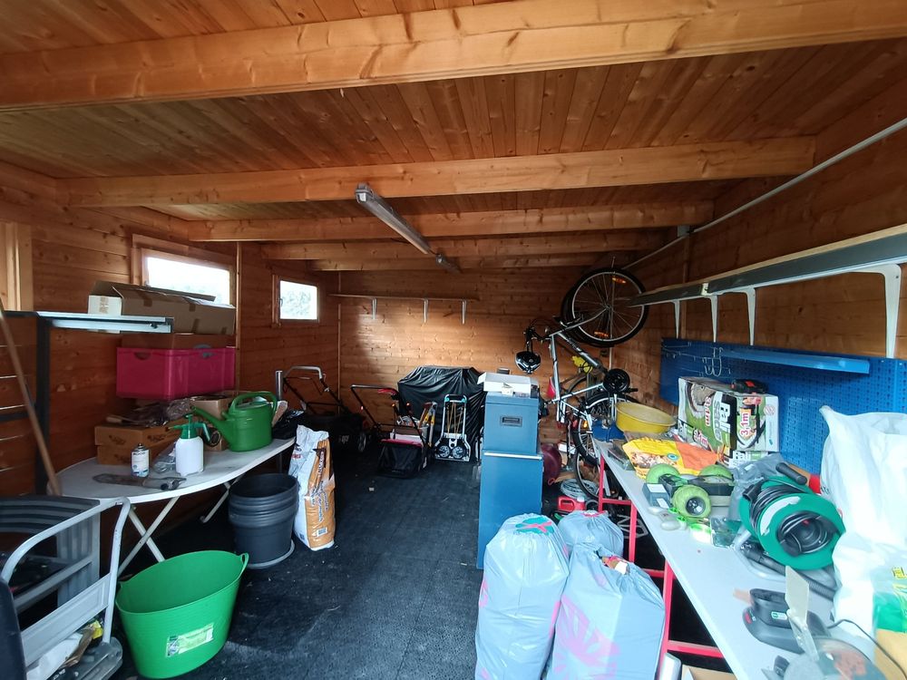 Gartenhaus/Garage 4x5 Meter (Gebraucht) in Mellikon für CHF 100 – nur ...