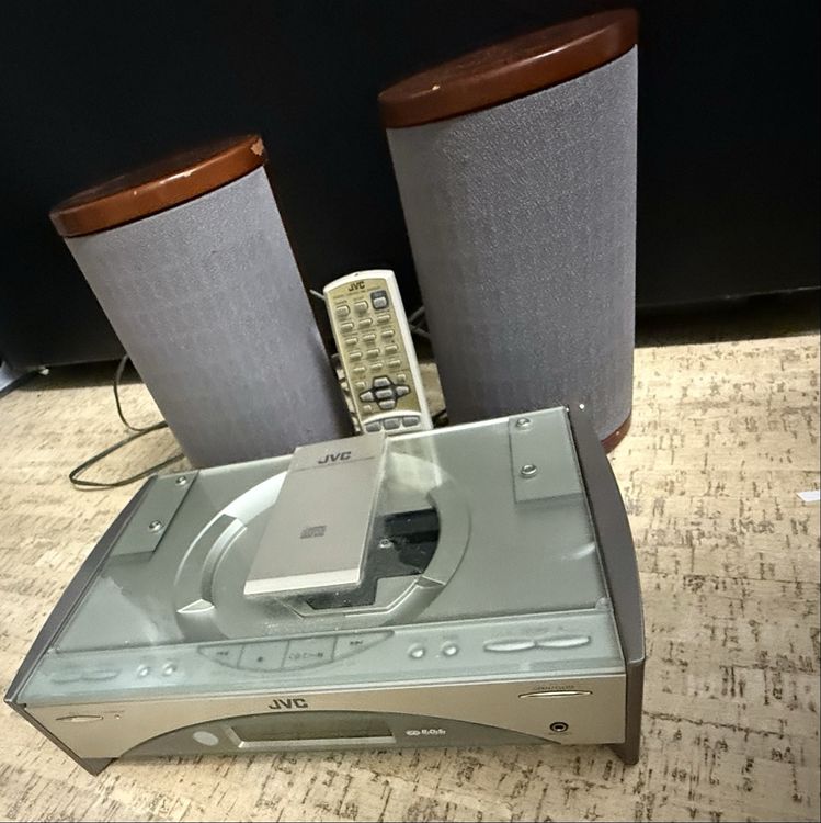 JVC Micro Stereoanlage (Gebraucht) in Eich für CHF 1 – nur Abholung auf ...