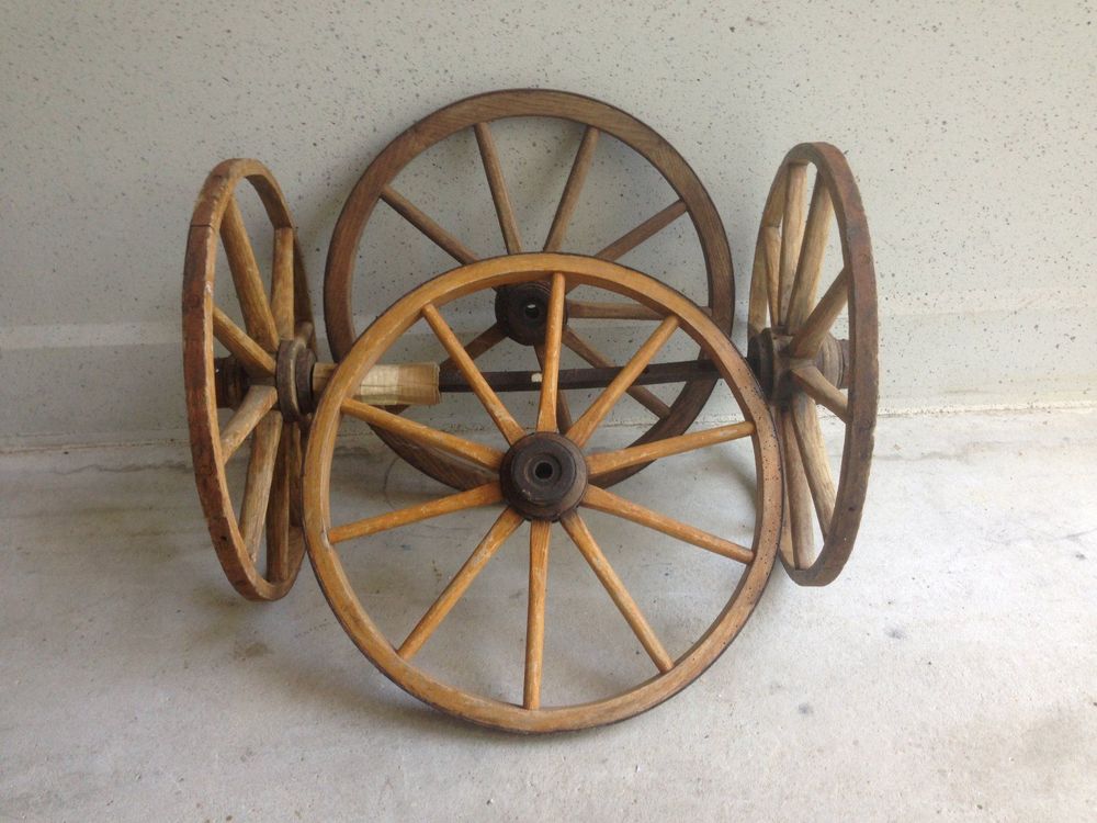 4 roues de charettes - 4 Wagenräder | Kaufen auf Ricardo
