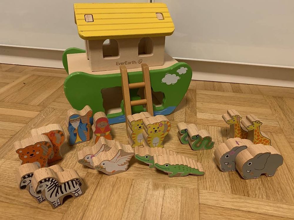 Everearth Holz Arche mit Tieren Steckspiel (Gebraucht) in Richterswil ...