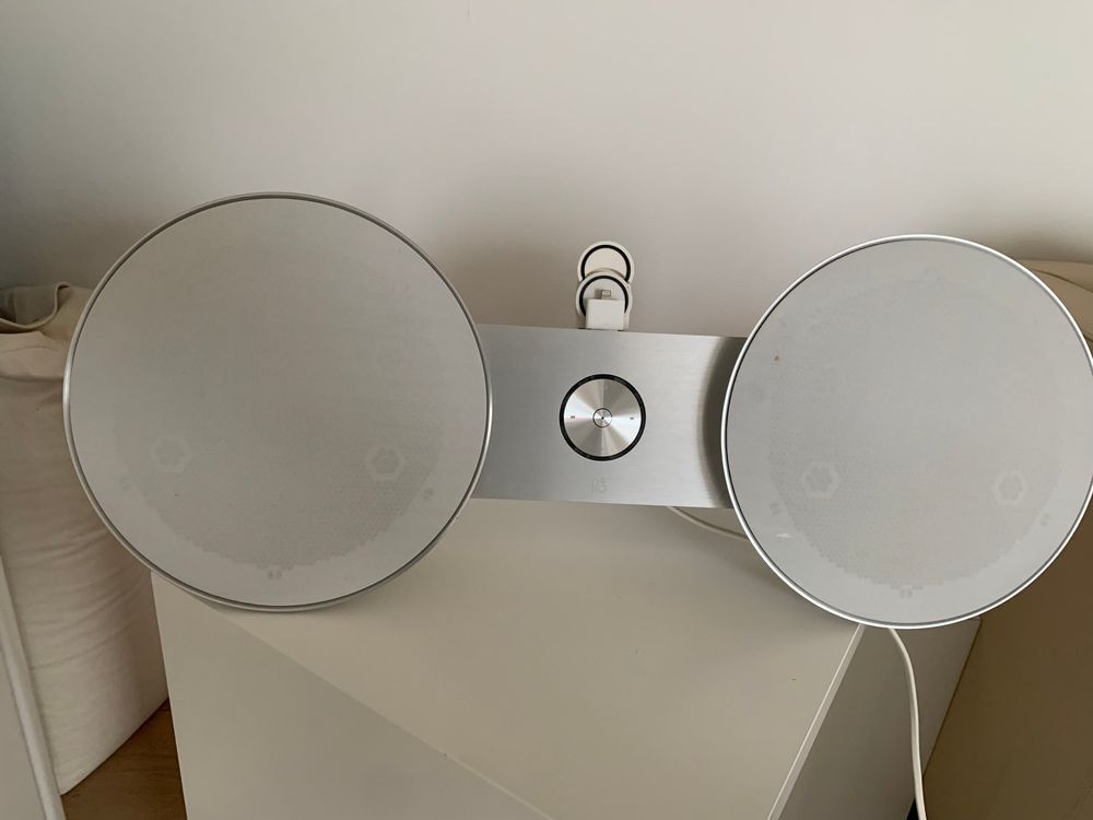 Bang&Olufsen: BeoPlay Audiosystem A8 weiss | Kaufen auf Ricardo
