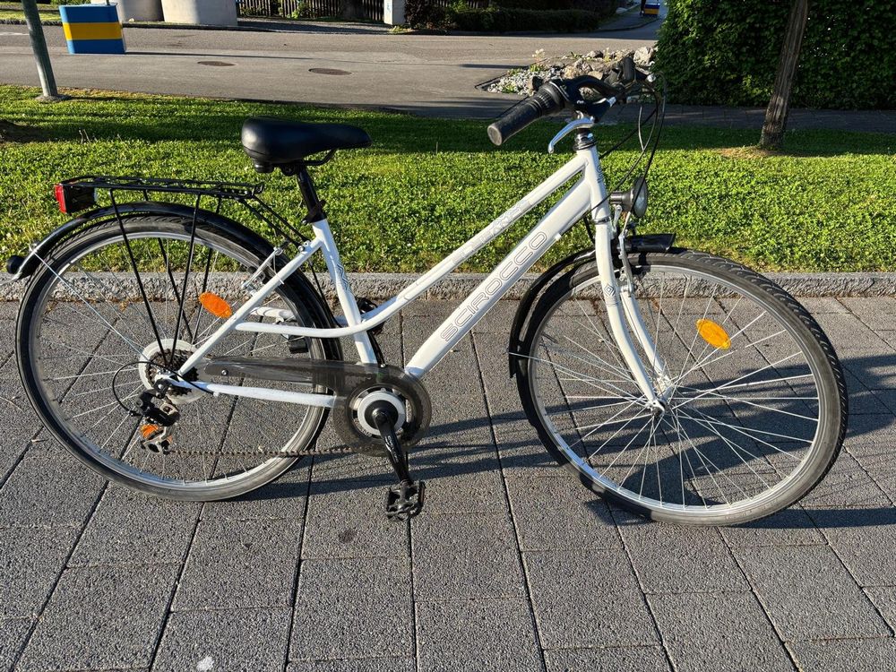 Elegantes Fahrrad Hamburg Gebraucht Fotos
