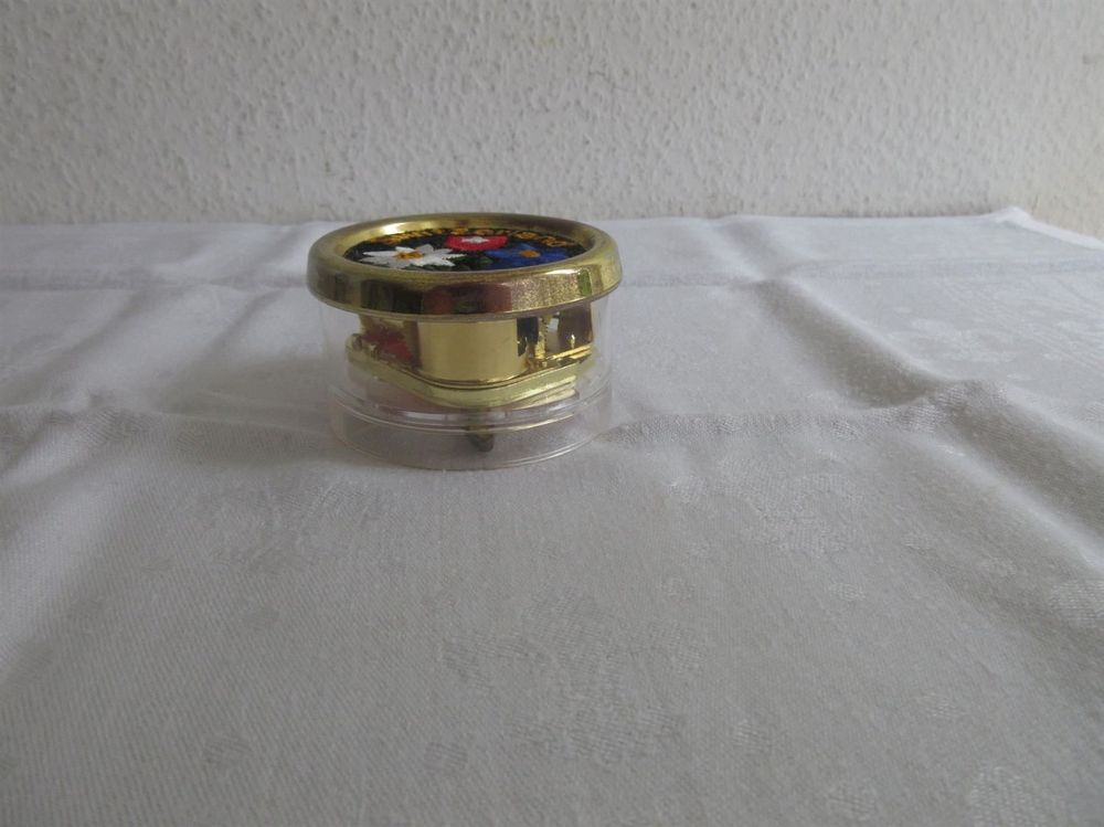 Kleine Musikdose / Alberto SA. Mobaco (Gebraucht) in Binningen für CHF ...