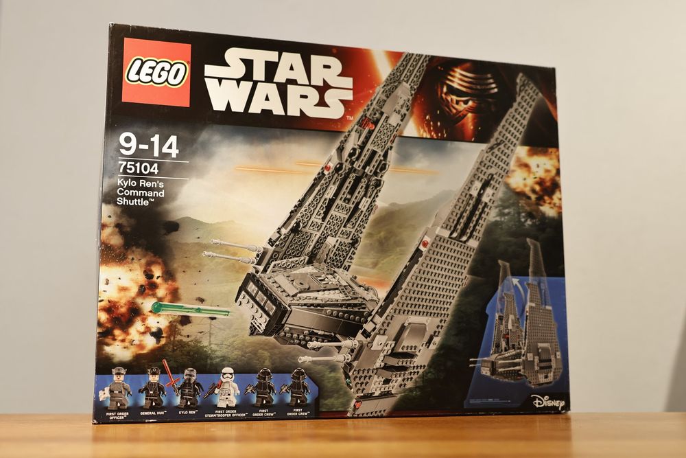 Lego Star Wars 75104 Kylo Rens Command Neu & ungeöffnet (Neu und ...