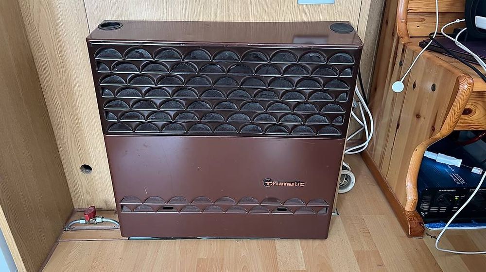 Trumatic Gas Heizung Wohnwagen Wohnmobil Gartenhaus (Gebraucht) in ...