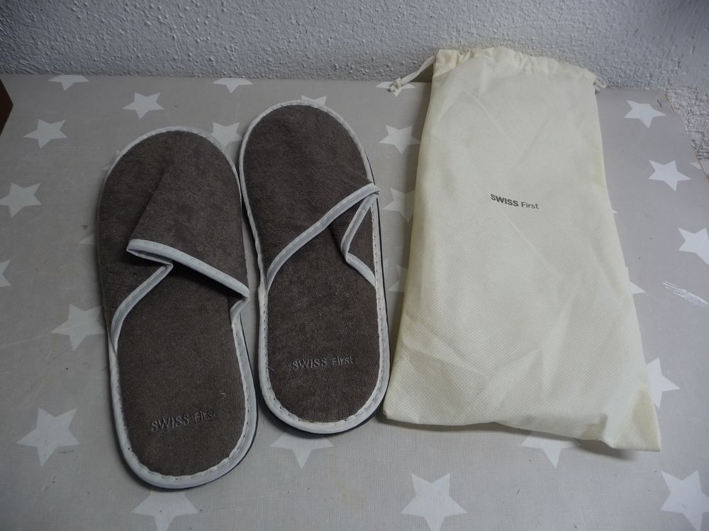Swiss First Class Slippers Pantoffeln Hausschuhe | Kaufen auf Ricardo
