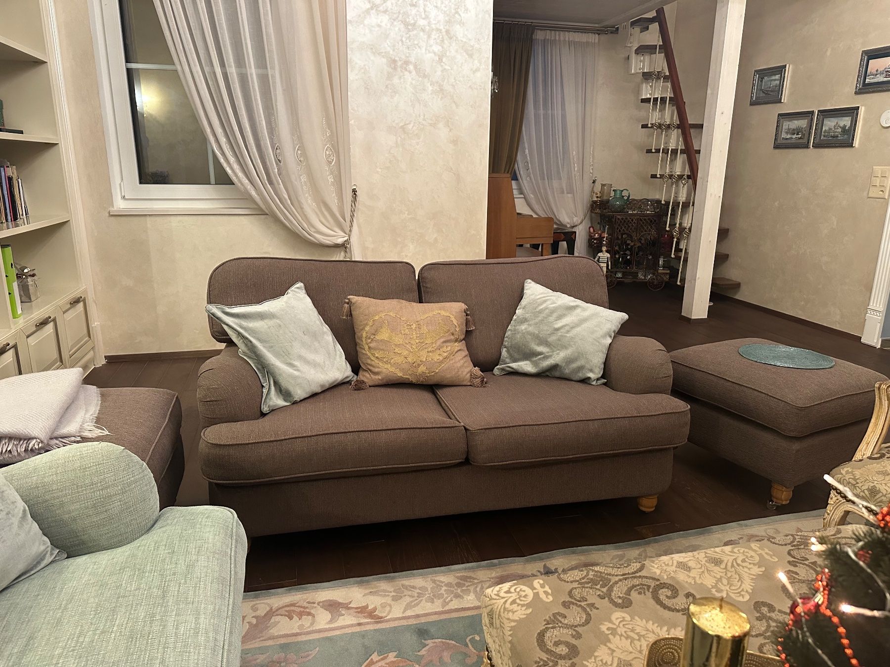 2 seater Sofa im Style wie Laura Ashley (Gebraucht) in Dietlikon für ...