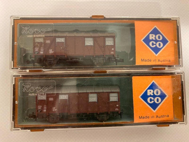 2er Set aus Spur N Roco 2328 Gedeckte Güterwagen DB (Gebraucht) in Brislach für CHF 11.5 – mit ...