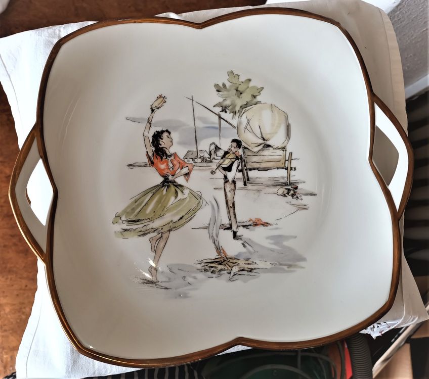 Sevelen Rheintal Porzellan Servierteller mit PUSTZA-Motiv (Gebraucht) in Vaduz für CHF 13 – mit ...