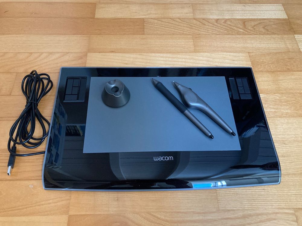 Wacom Intuos3 A5 Wide Grafiktablett PTZ-631W (Gebraucht) in Oberwil ...