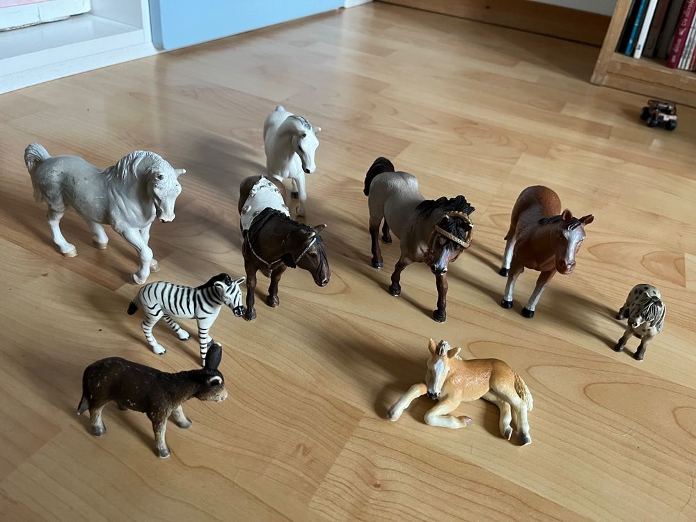 Schleich Pferde (Gebraucht) in Jaberg für CHF 25 – mit Lieferung auf ...