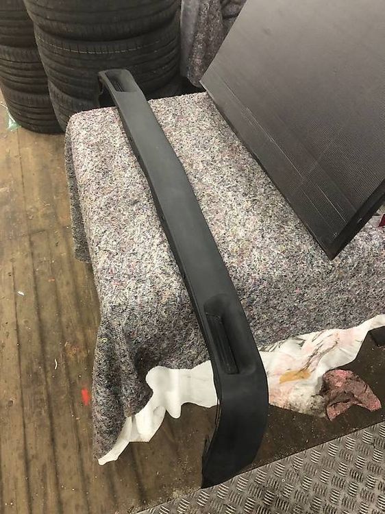 VW Golf 2 GTI kleine Stoßstange Spoilerlippe 191805903C (Gebraucht) in ...