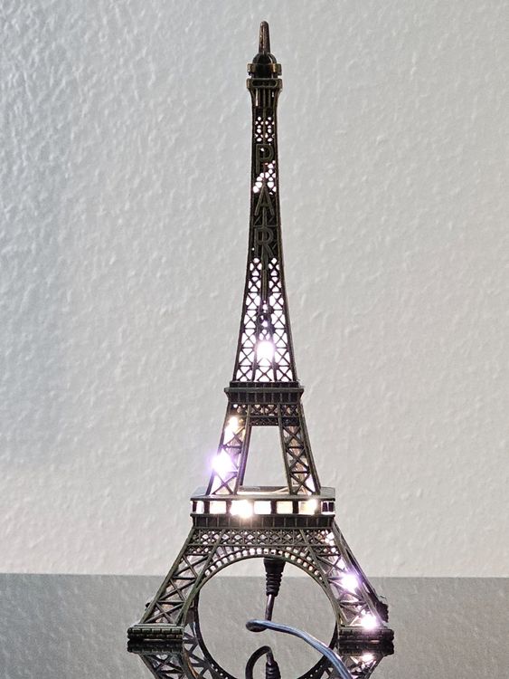 Eiffelturm mit Beleuchtung Paris | Kaufen auf Ricardo