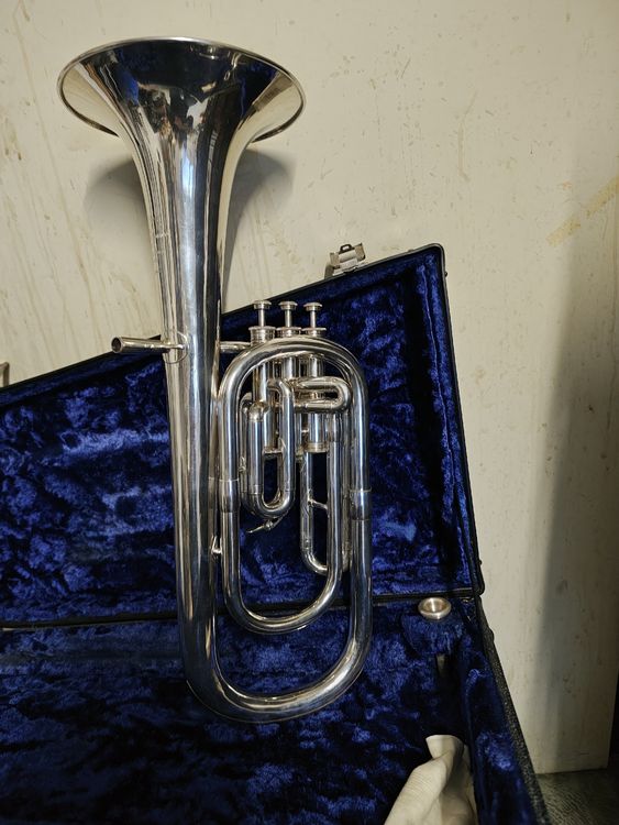 Es. Horn Antoine Curtois (Gebraucht) in Langenthal für CHF 105 – mit ...