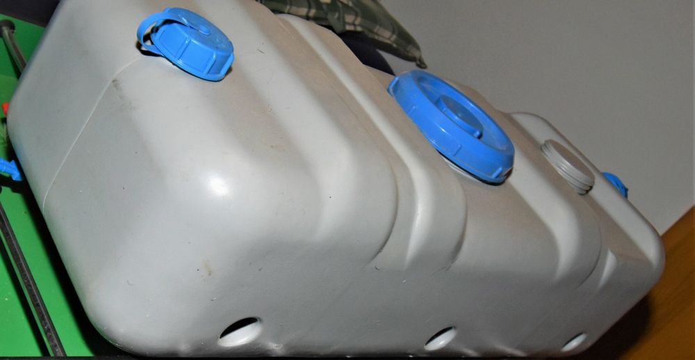 Wassertank Für Wohnmobil Oder Sonst (Gebraucht) in Oftringen für CHF 58 ...