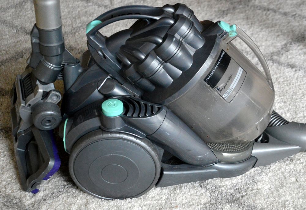 Dyson DC08 steel blue Staubsauger / aspirateur | Kaufen auf Ricardo