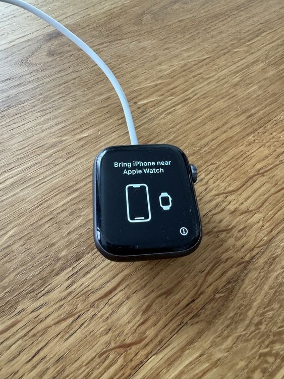 Apple Watch Series 4 44mm (Gebraucht) in Ermatingen für CHF 52 – mit ...