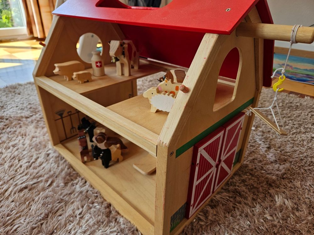 Edler Holz-Bauernhof inkl. geschnitzte Holzstücke nur 33 CHF (Gebraucht) in Zürich für CHF 33 ...