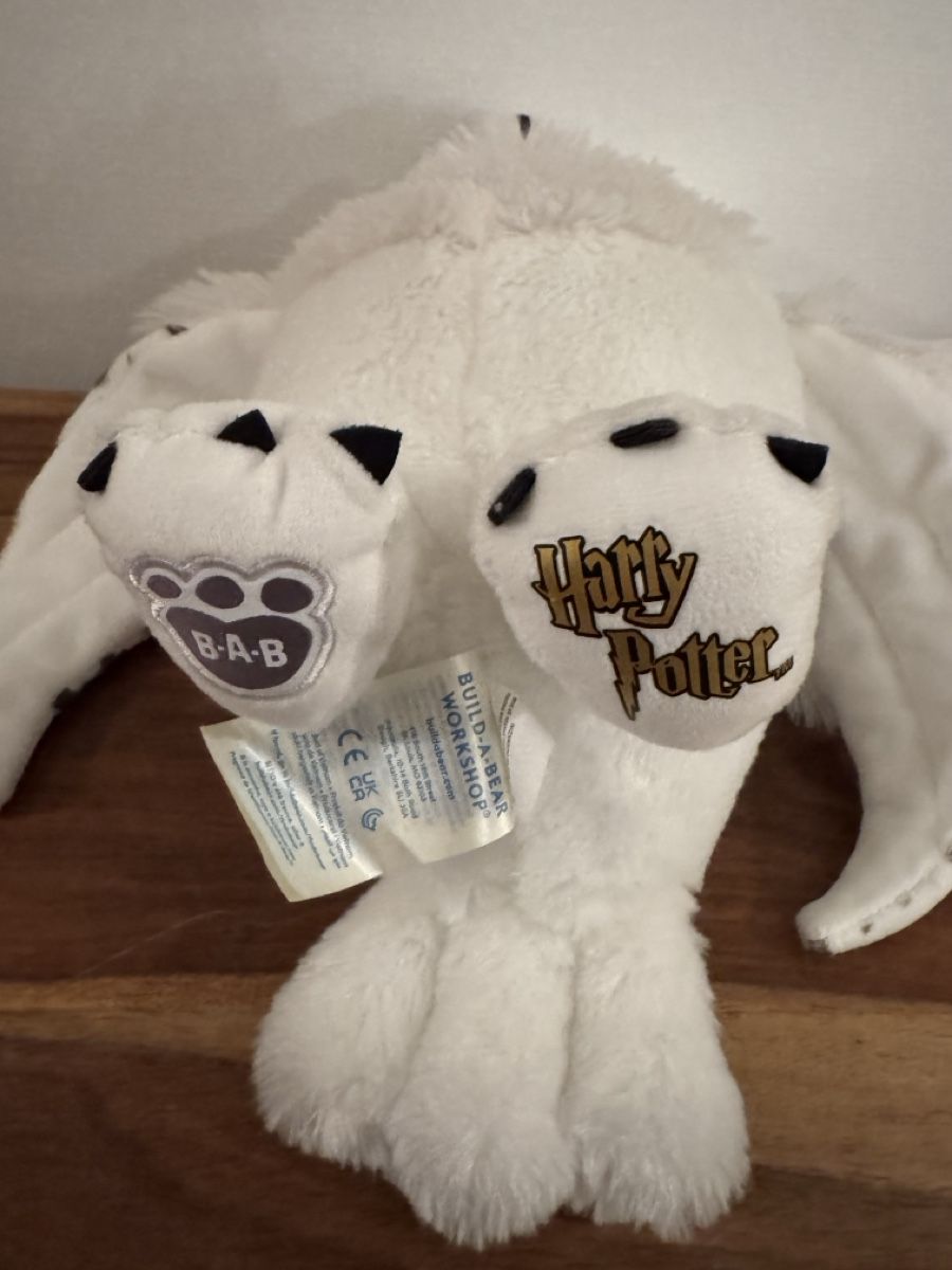 Harry Potter's Hedwig Eule von Build-A-Bear sucht neues Heim (Gebraucht ...