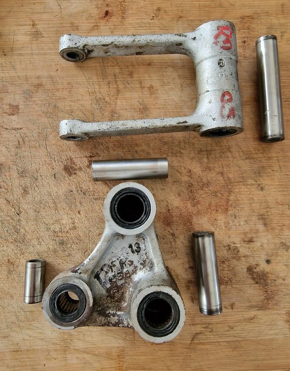 Honda Africa Twin Umlenkung XRV650 XRV 650 RD03 (Gebraucht) in Grabs für CHF 95 – mit Lieferung ...