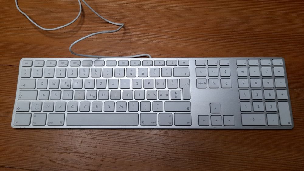 Clavier Apple origine A1243 filaire USB - QWERTZ | Kaufen auf Ricardo