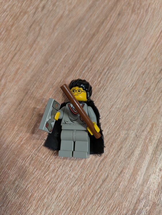 LEGO HARRY POTTER - WITH MAGIC WAND AND DOBBY SOCK | Kaufen auf Ricardo