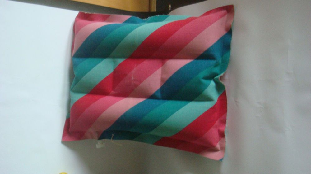 Luftkissen aus den 70er Jahren 41 x 33 cm (Gebraucht) in Münchenstein ...