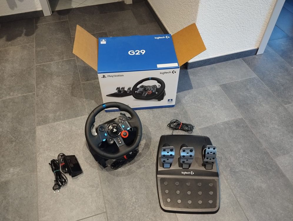 Logitech G29 Lenkrad + Pedale für PS4/PS5 & PC – Top Zustand (Gebraucht) in St. Antoni für CHF ...