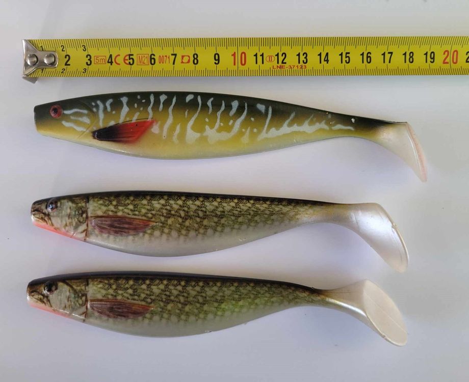 3 stück Gummifisch 18cm Läng und Gewicht 35gr. (Neu und ...
