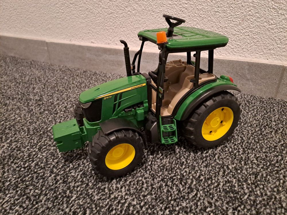 BRUDER Traktor John Deere 5115 M | Kaufen auf Ricardo