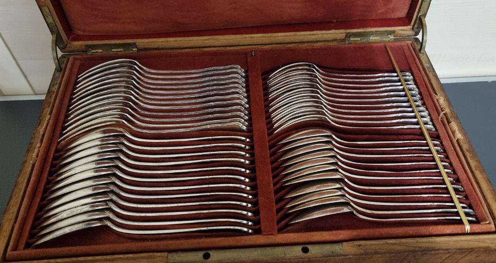 Silberbesteck Christofle in Holzkasten, unvollständig | Kaufen auf Ricardo