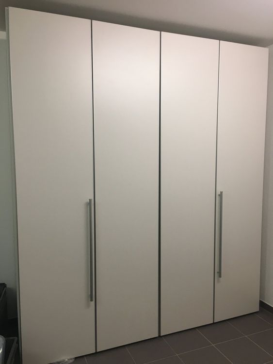 Schrank (Kleiderschrank) und 2 x Schubladenelement | Kaufen auf Ricardo