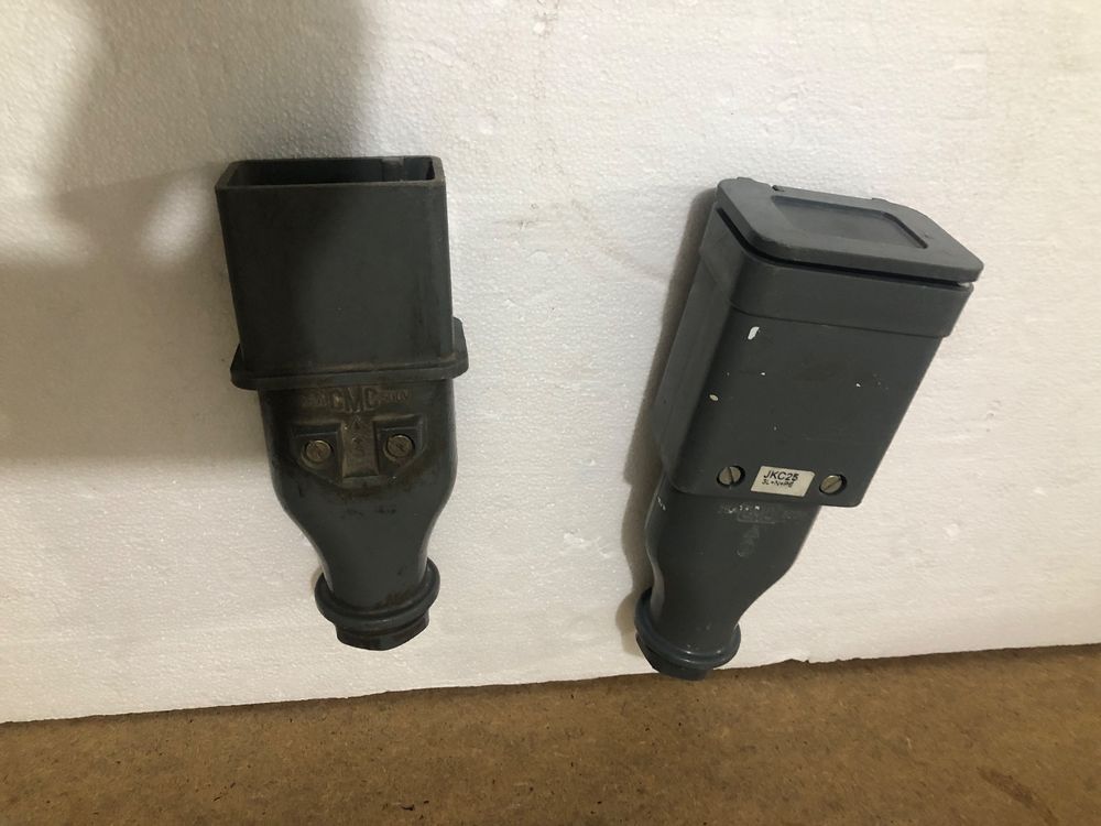 Steker 25A 500v | Kaufen auf Ricardo