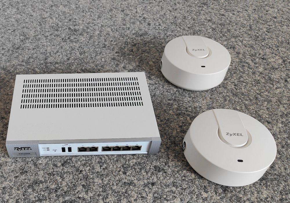 ZyXEL WLAN-Controller NXC2500 + 2x Access Point (Gebraucht) in Zürich ...