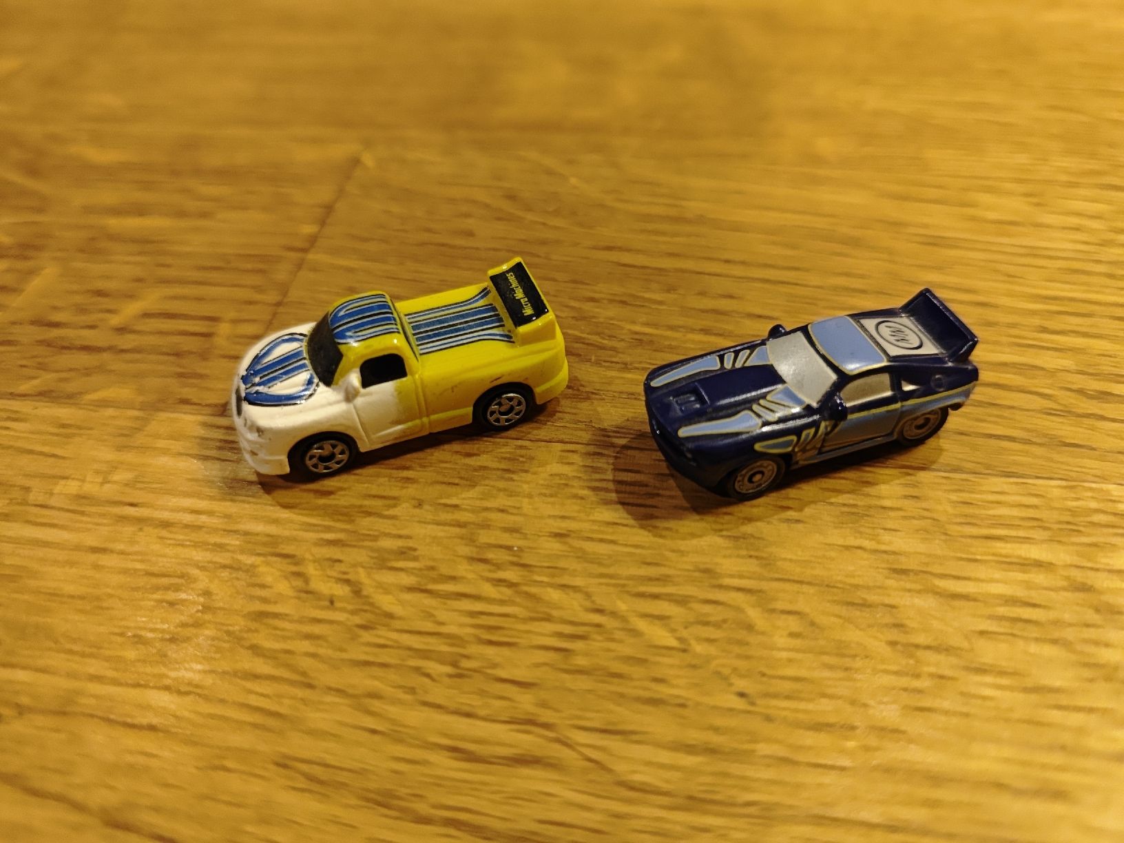 Micro Machines Hasbro Playset Racing Case Turbo Tower (Gebraucht) in ...
