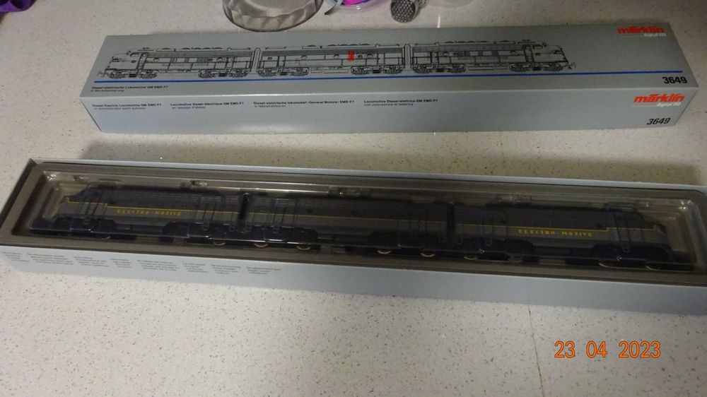 Märklin 3649 Diesel- Electrique GM EMD F7 Digital (Neu und ...
