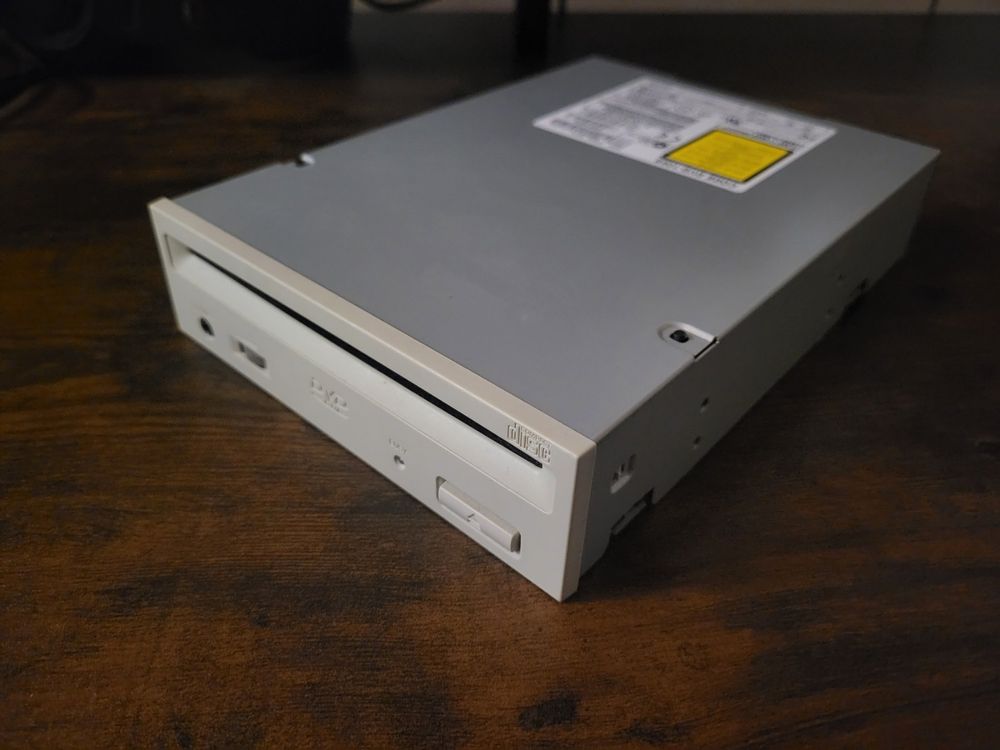 DVD Laufwerl IDE (Gebraucht) in Dielsdorf für CHF 10 – mit Lieferung ...