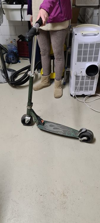 Zwei Micro Roller (Gebraucht) in Suhr für CHF 1 – nur Abholung auf ...