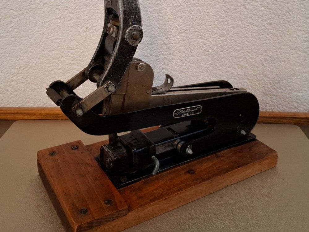 Magnifique Agrafeuse en Fonte - Marque BOSTITCH - Vintage (D'occasion ...