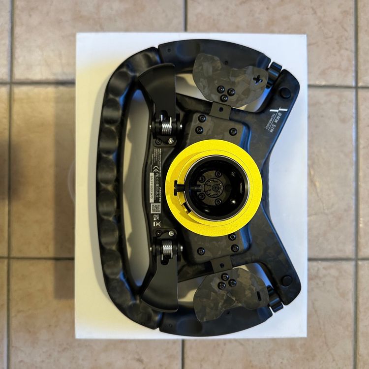 Fanatec BMW M4 GT3 sim racing wheel (Gebraucht) in Riazzino für CHF 709 ...