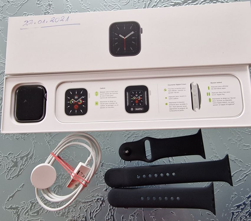 Apple Watch Series 6(GPS+Celluar)44mm,grau/schwarz | Kaufen auf Ricardo