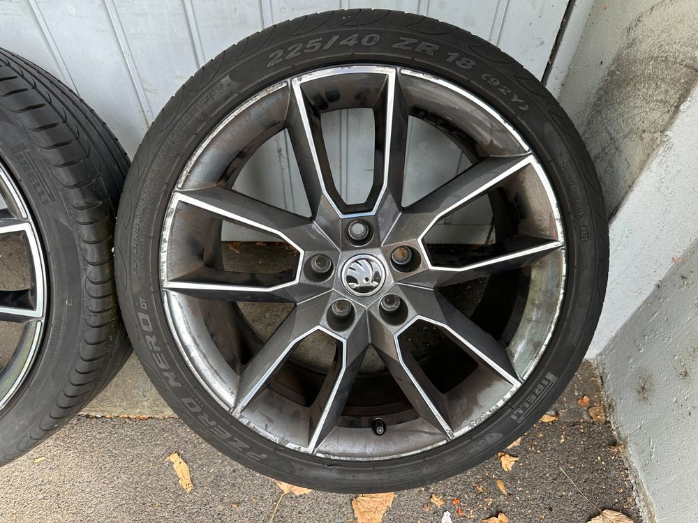 Skoda Octavia III (5E) - 18 Zoll Alufelgen/Pirelli Reifen | Kaufen auf Ricardo